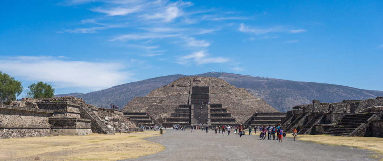 Giant pyramids and sinking churches – This Way to Spain